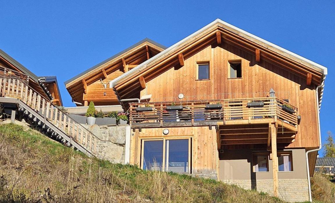 150 M² Mökki ∙ 2 Makuuhuonetta ∙ 12 Vierasta - Valloire