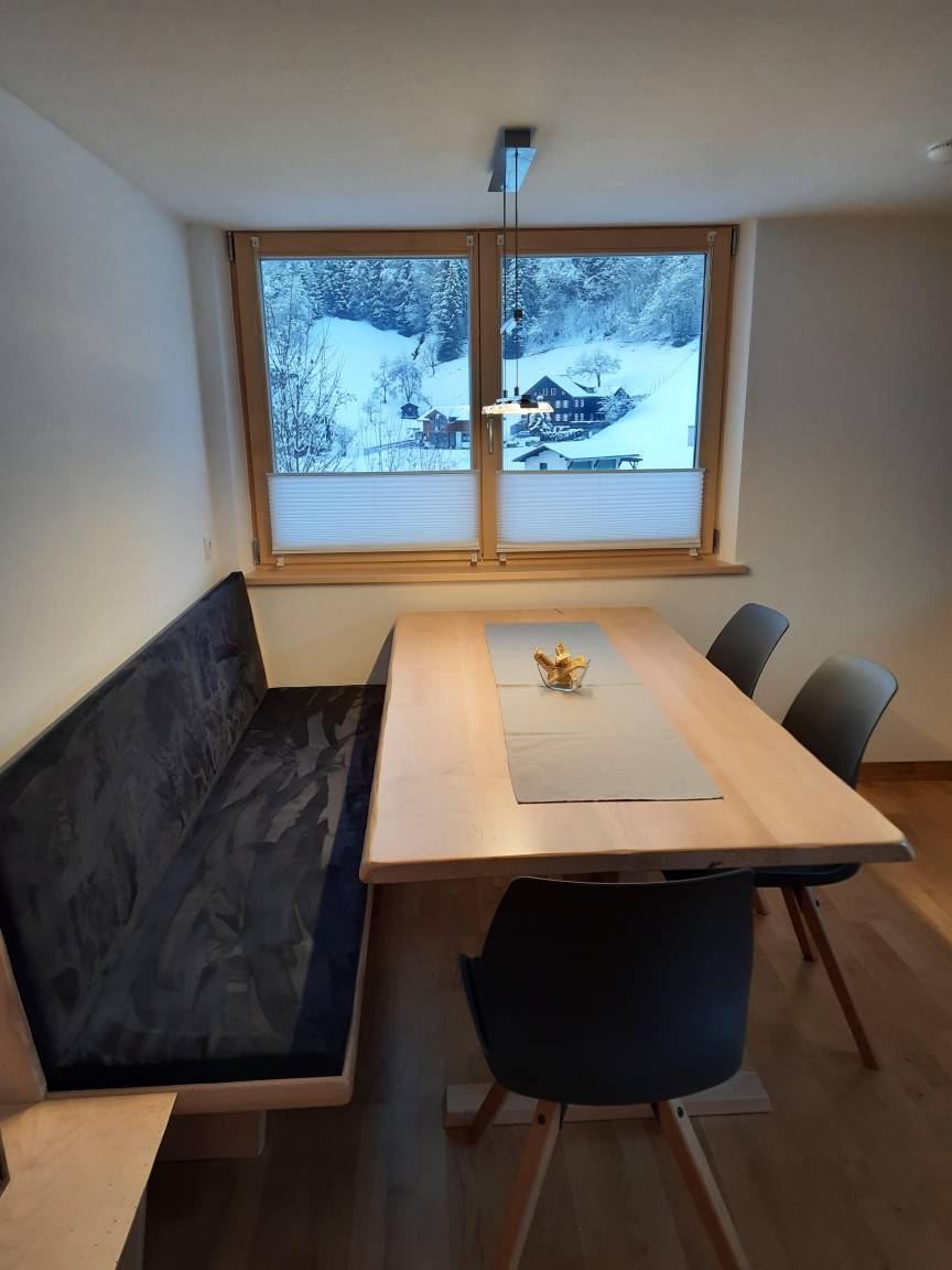 65 M² Ferienwohnung ∙ 2 Schlafzimmer ∙ 5 Gäste - Silbertal