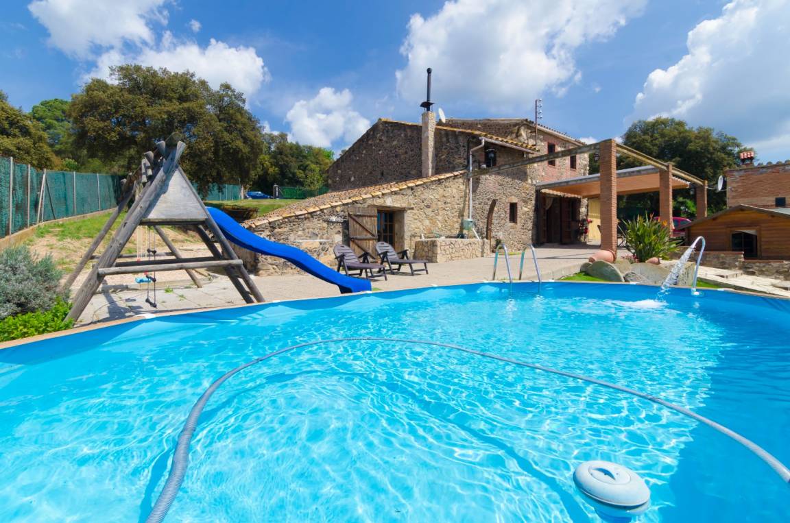 280 M² Villa ∙ 4 Habitaciones ∙ 10 Huéspedes - Tordera