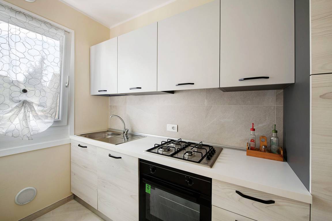 100 M² Ferienwohnung ∙ 2 Schlafzimmer ∙ 4 Gäste - Torri del Benaco