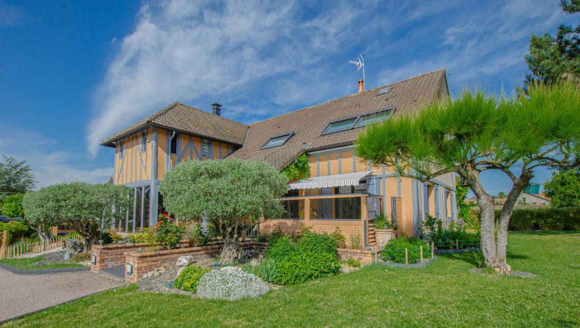 195 M² Gîte ∙ 5 Chambres ∙ 10 Personnes - Lac d'Orient