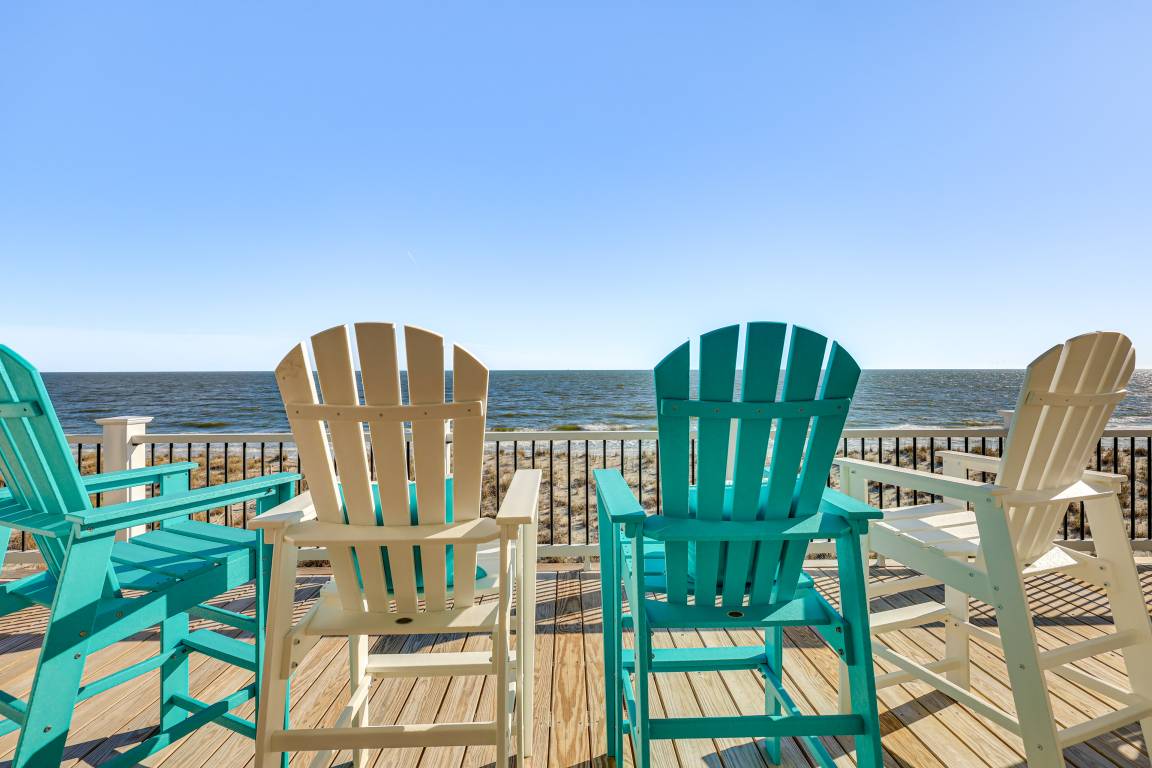 219 M² House ∙ 6 Bedrooms ∙ 15 Guests - Oak Island, NC