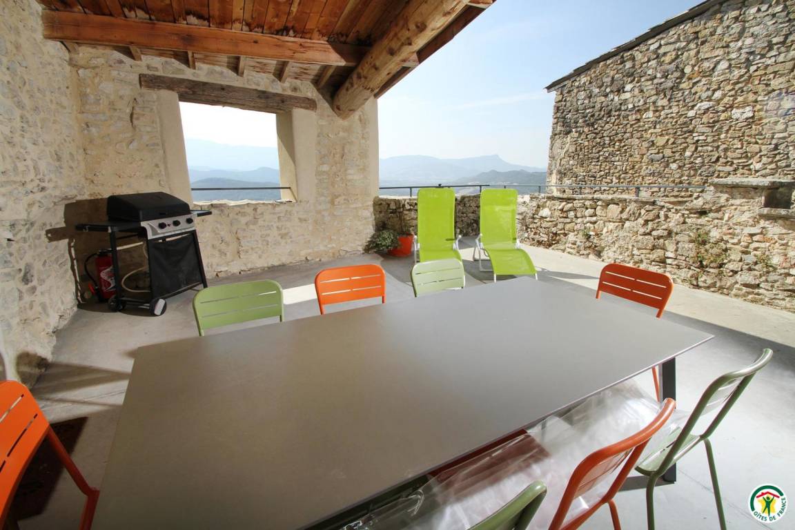 116 M² Gîte ∙ 3 Chambres ∙ 8 Personnes - Crest