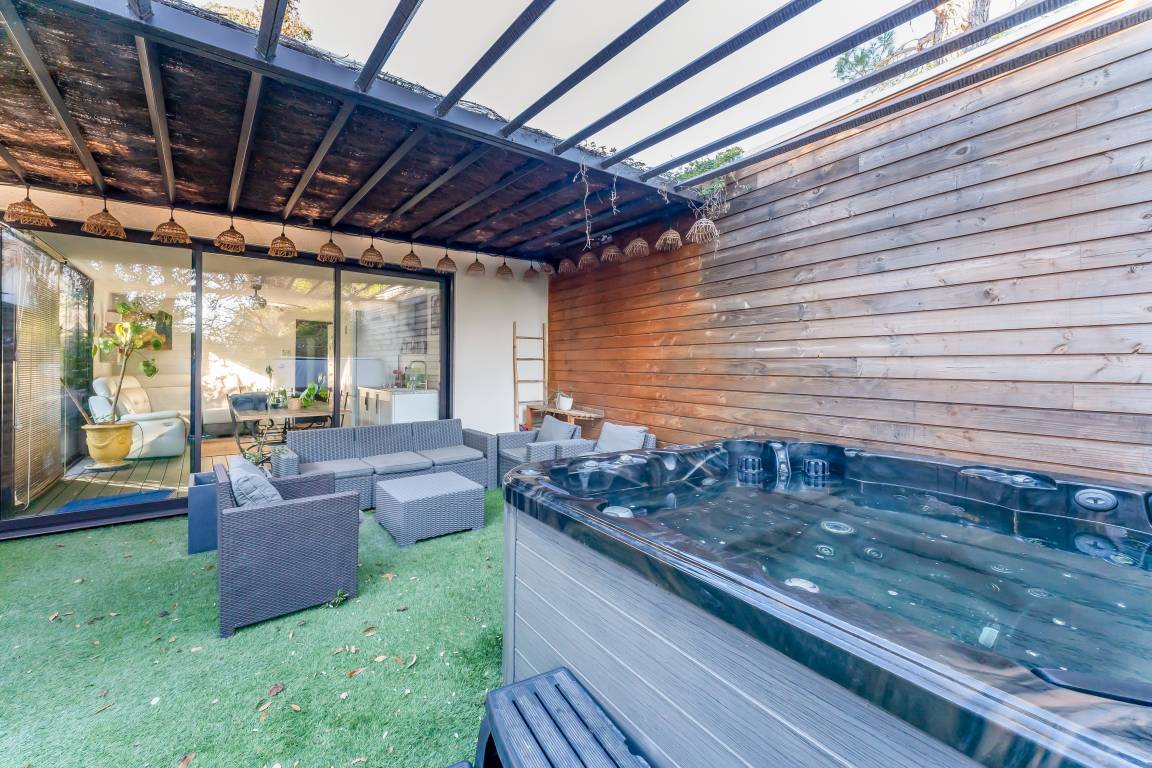 25 M² Appartement ∙ 1 Chambre ∙ 2 Personnes - Avignon
