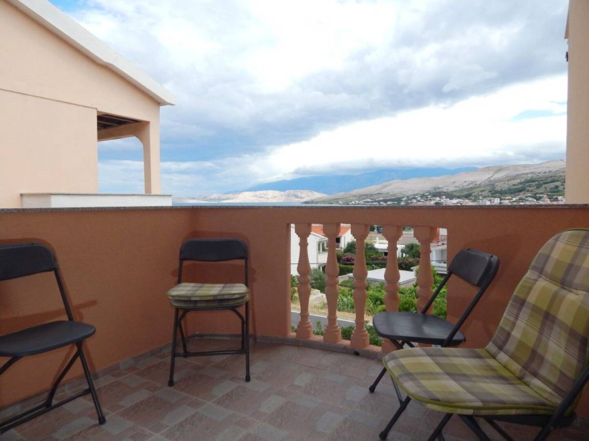 100 M² Apartamento ∙ 3 Habitaciones ∙ 6 Huéspedes - Pag