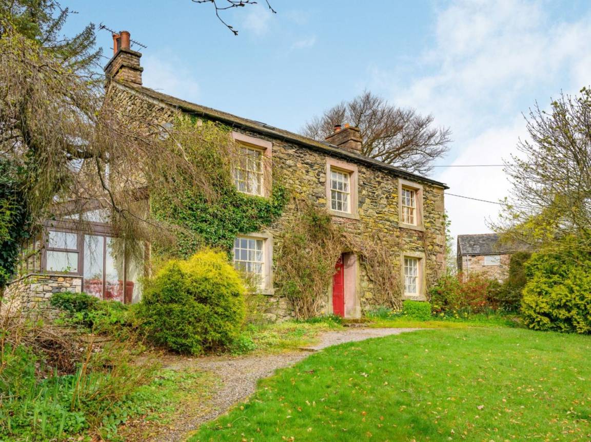 Cottage ∙ 4 Bedrooms ∙ 8 Guests - Pooley Bridge