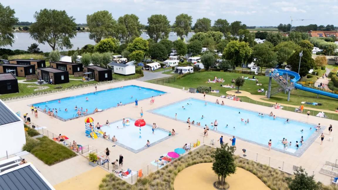 Caravan ∙ 2 Bedrooms ∙ 4 Guests - Nieuwpoort
