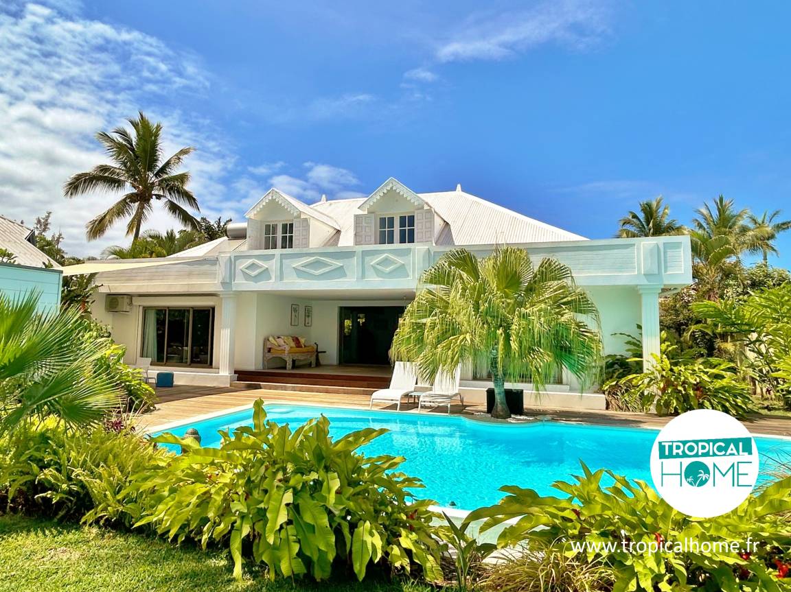 300 M² Villa ∙ 4 Makuuhuonetta ∙ 8 Vierasta - Saint-Leu