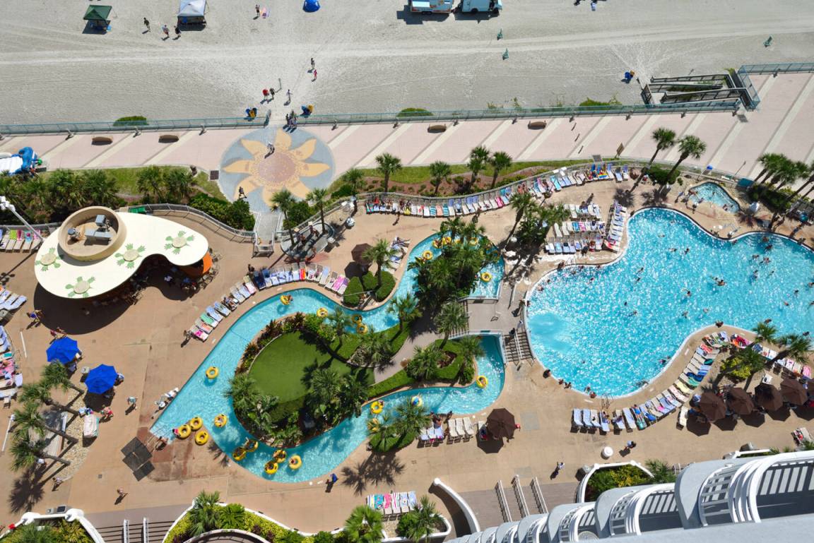 144 M² Condo ∙ 3 Bedrooms ∙ 8 Guests - Daytona Beach, FL
