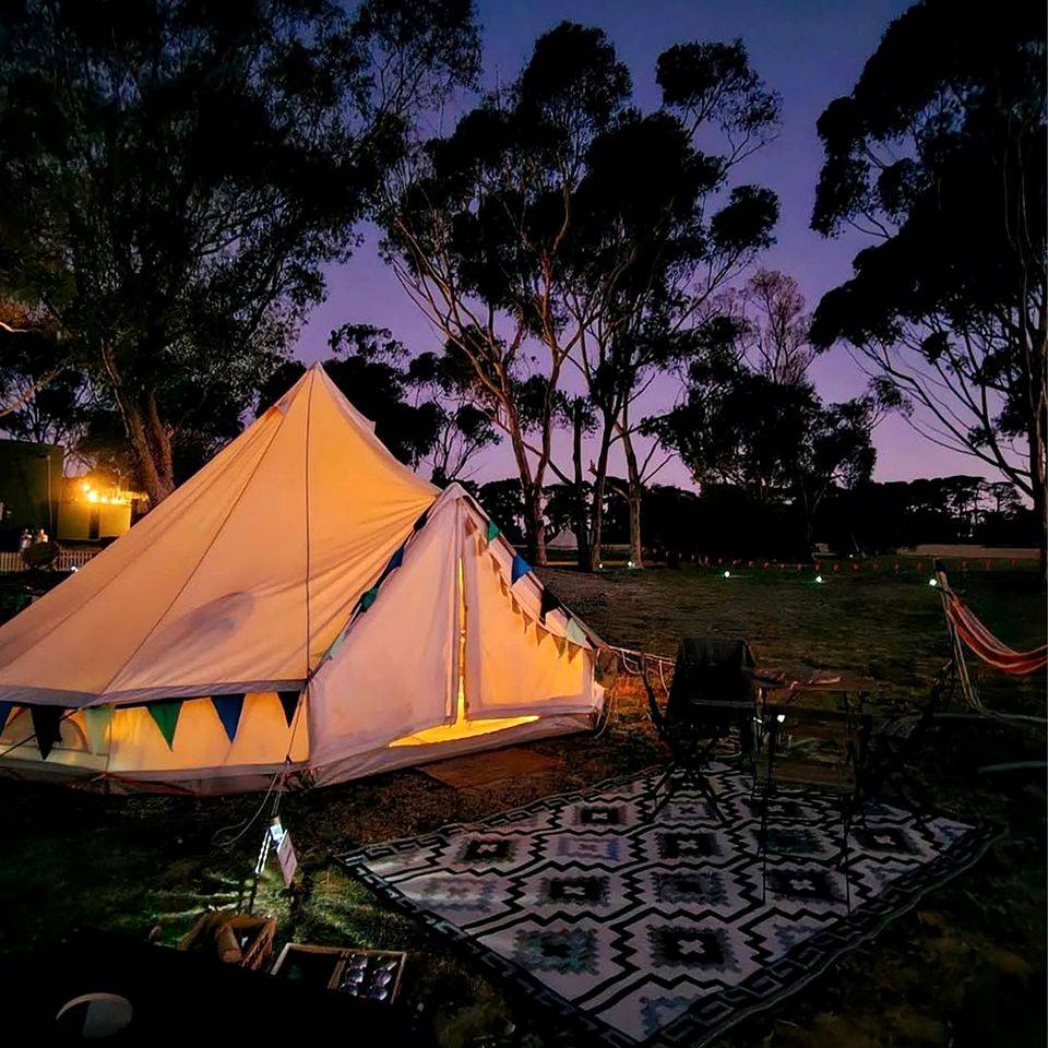 Camping ∙ 1 Chambre ∙ 4 Personnes - Melbourne