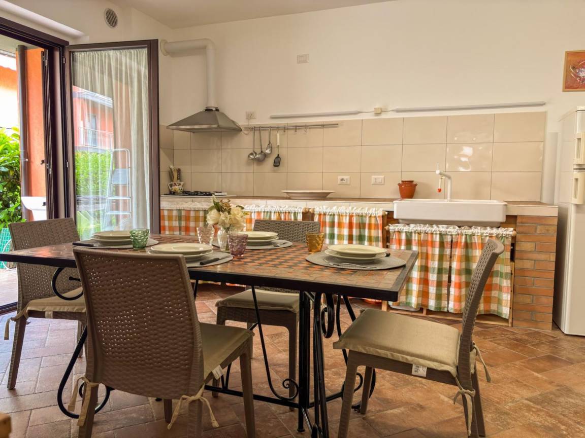 45 M² Ferienwohnung ∙ 1 Schlafzimmer ∙ 4 Gäste - Pineto