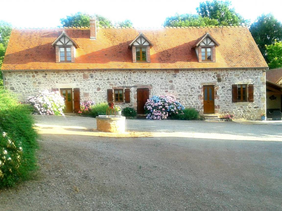 160 M² Cottage ∙ 3 Chambres ∙ 8 Personnes - Auvergne