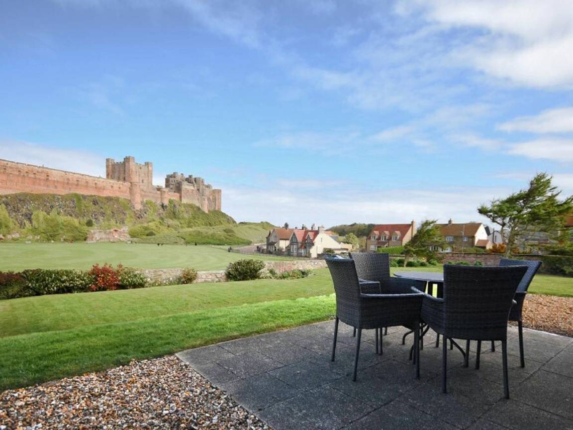 Cottage ∙ 2 Bedrooms ∙ 4 Guests - Bamburgh