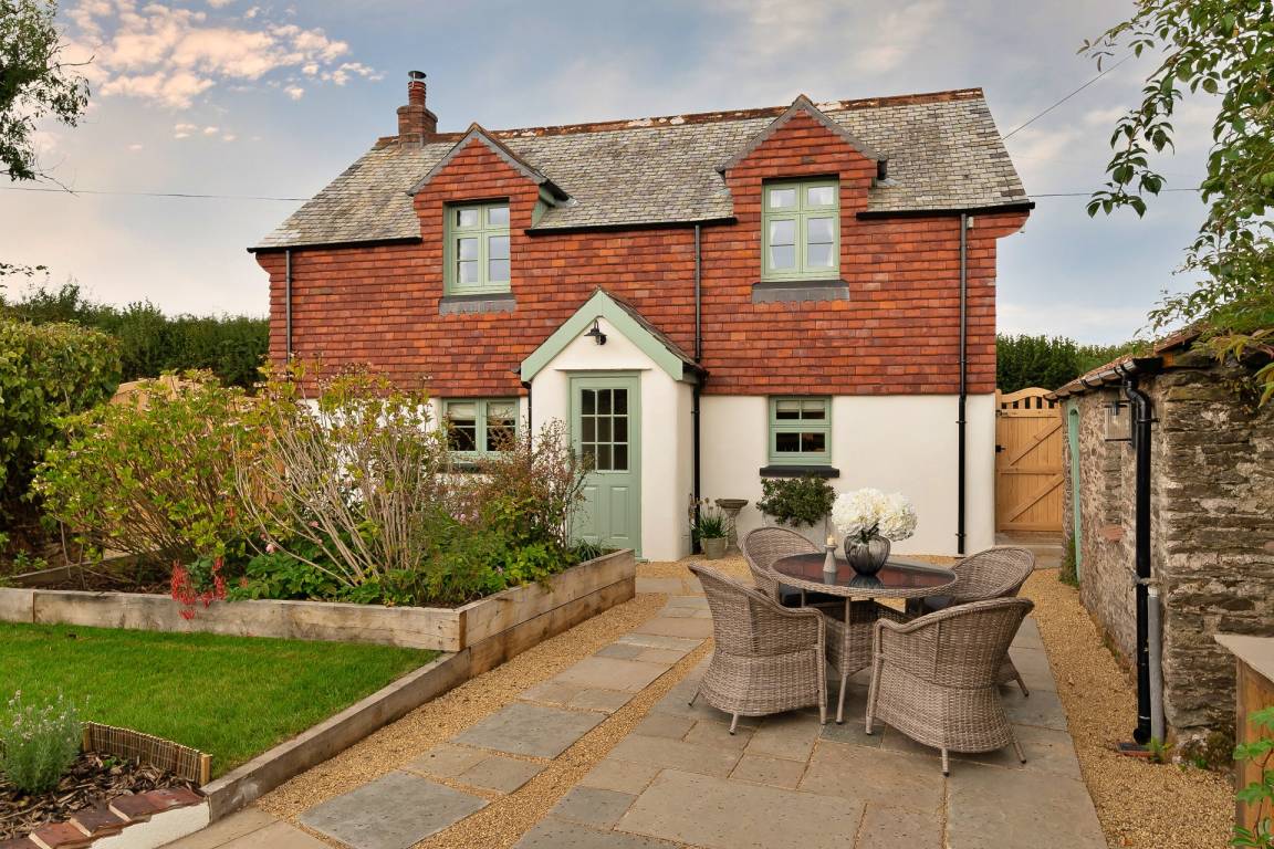 90 M² Cottage ∙ 2 Bedrooms ∙ 4 Guests - Barnstaple