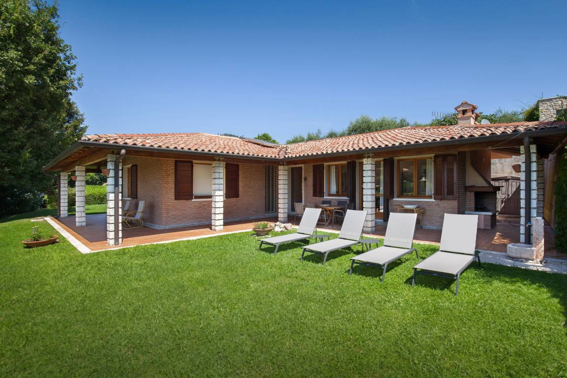 180 M² Villa ∙ 3 Schlafzimmer ∙ 6 Gäste - Garda