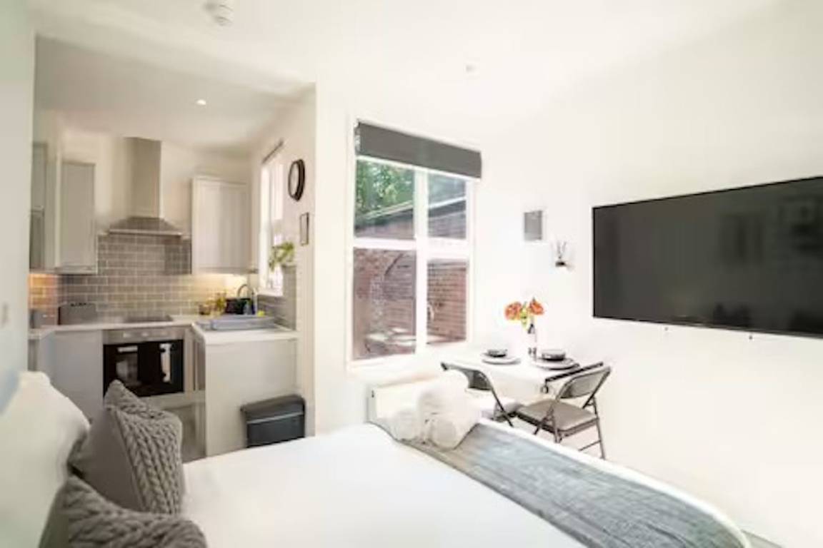 16 M² Apartamento ∙ 2 Huéspedes - Watford