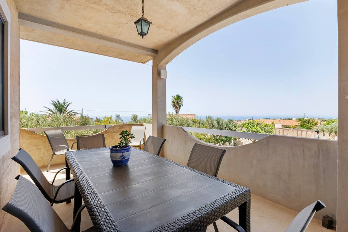130 M² Apartment ∙ 3 Bedrooms ∙ 7 Guests - Marina di Ragusa