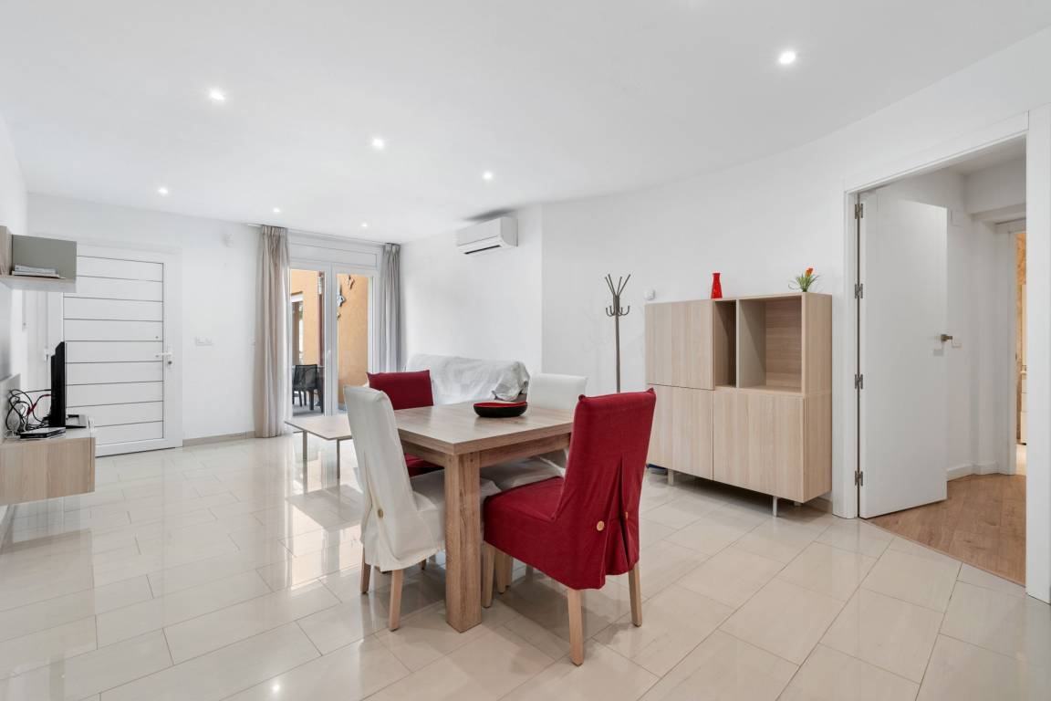 60 M² Ferienwohnung ∙ 1 Schlafzimmer ∙ 4 Gäste - Ampuriabrava