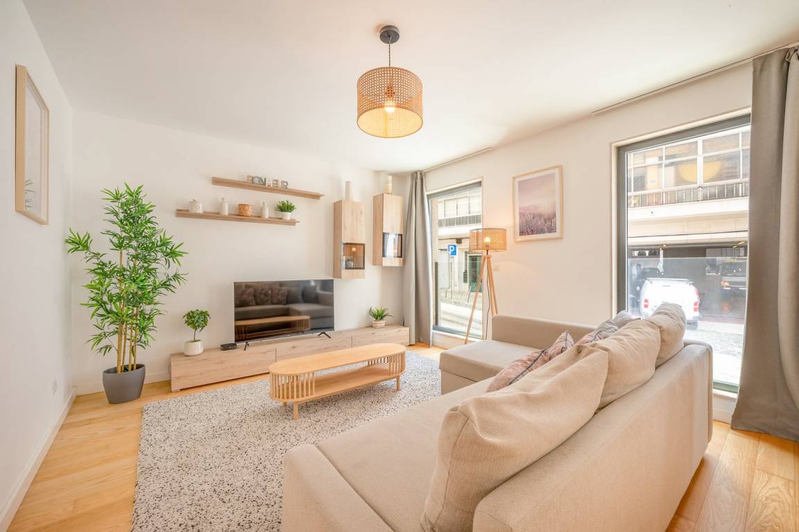 100 M² Apartamento ∙ 2 Quartos ∙ 4 Hóspedes - Ajuda