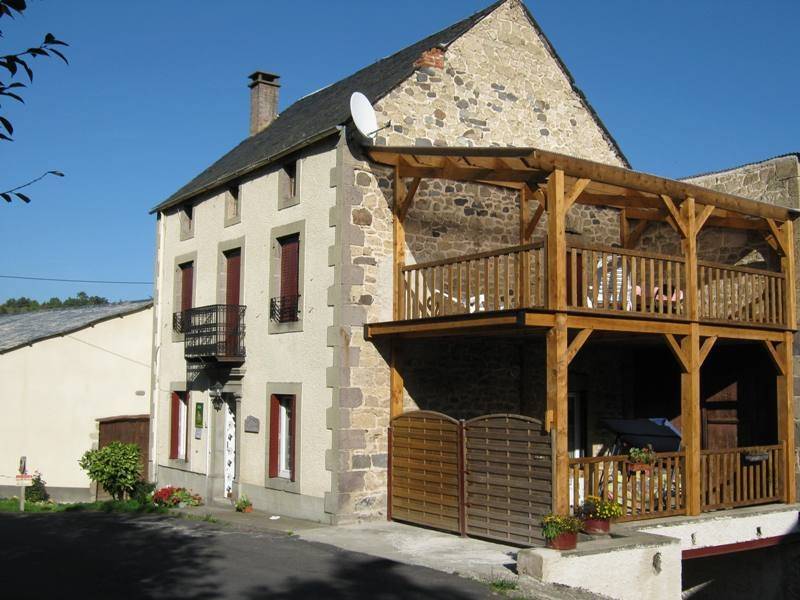 90 M² Gîte ∙ 3 Chambres ∙ 6 Personnes - Auvergne