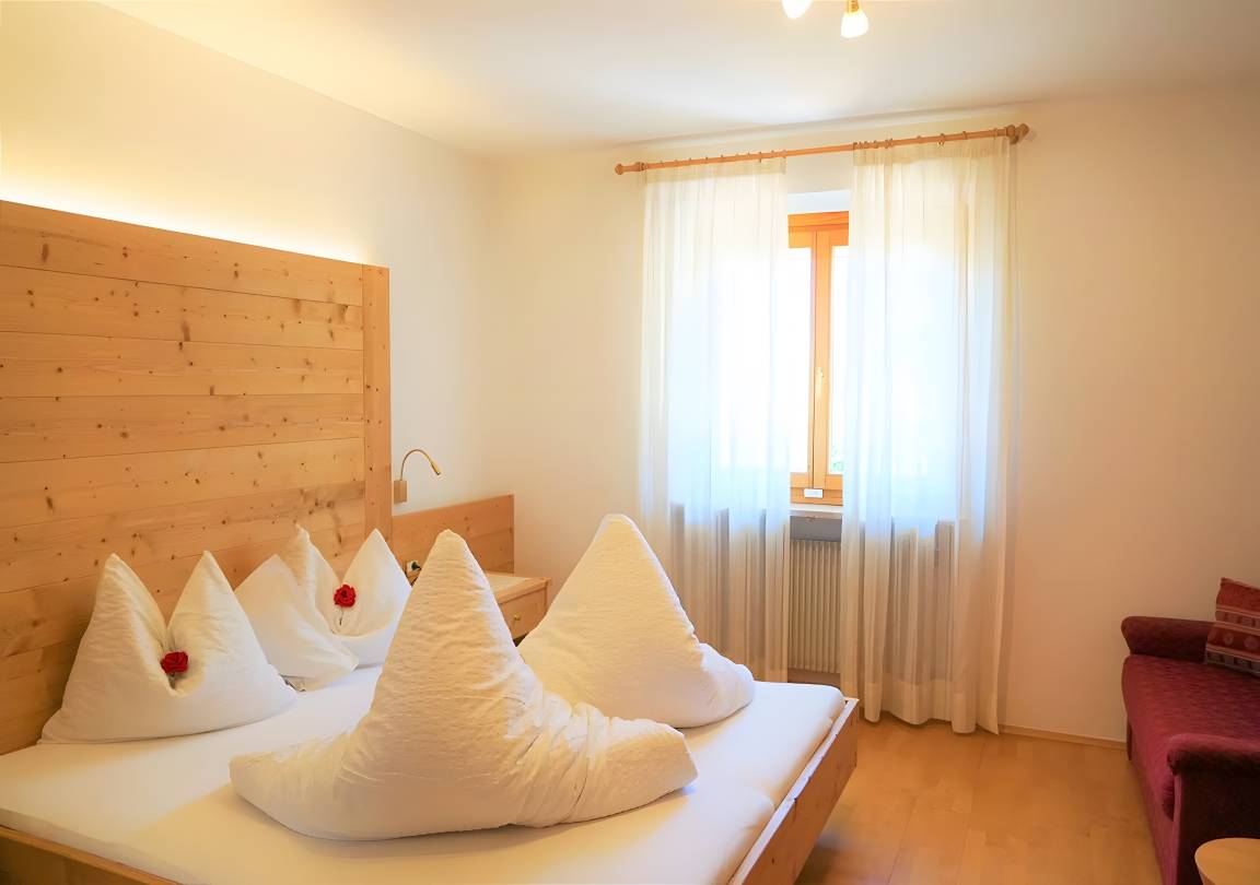 80 M² Apartamento ∙ 2 Quartos ∙ 4 Hóspedes - Marling