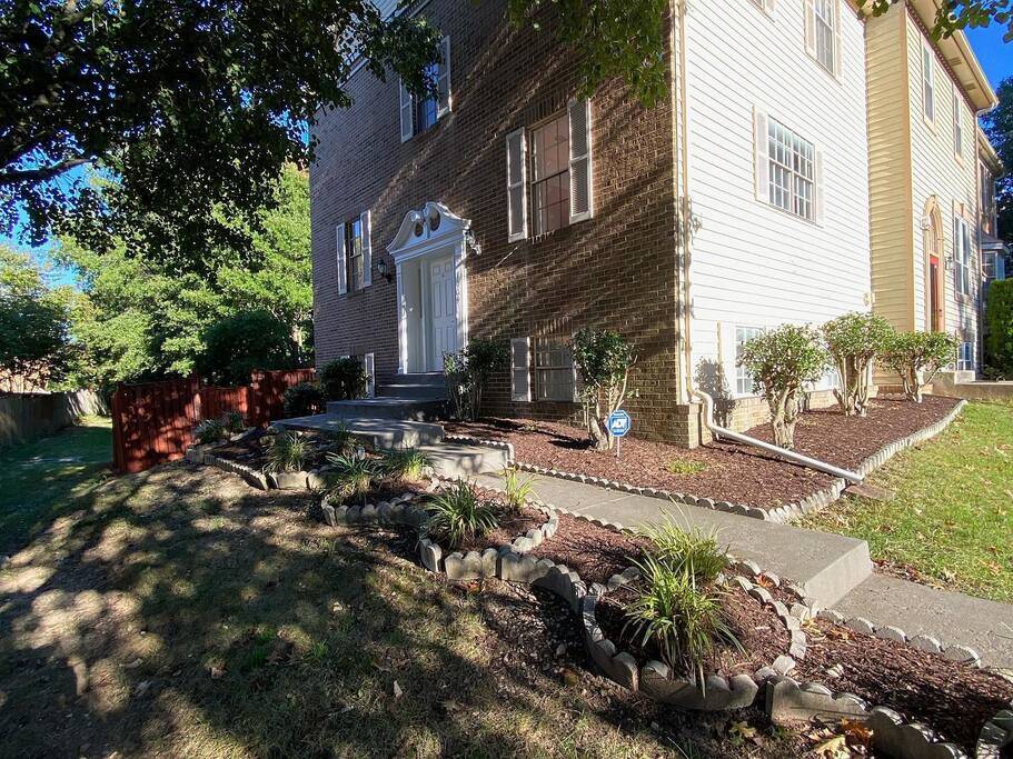 131 M² House ∙ 4 Bedrooms ∙ 10 Guests - Alexandria, VA