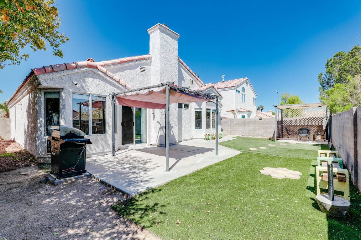 150 M² House ∙ 2 Bedrooms ∙ 4 Guests - Las Vegas, NV