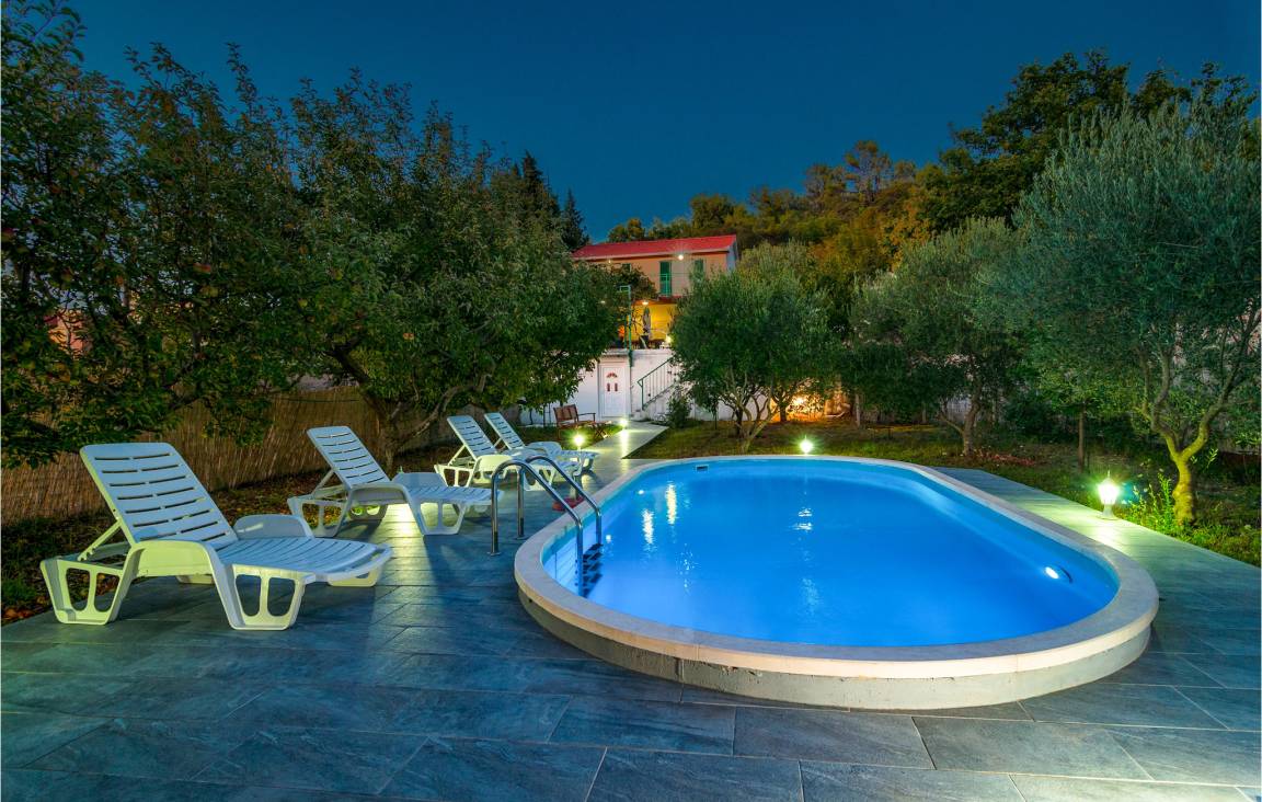 82 M² Casa ∙ 4 Camere Da Letto ∙ 8 Ospiti - Mimice