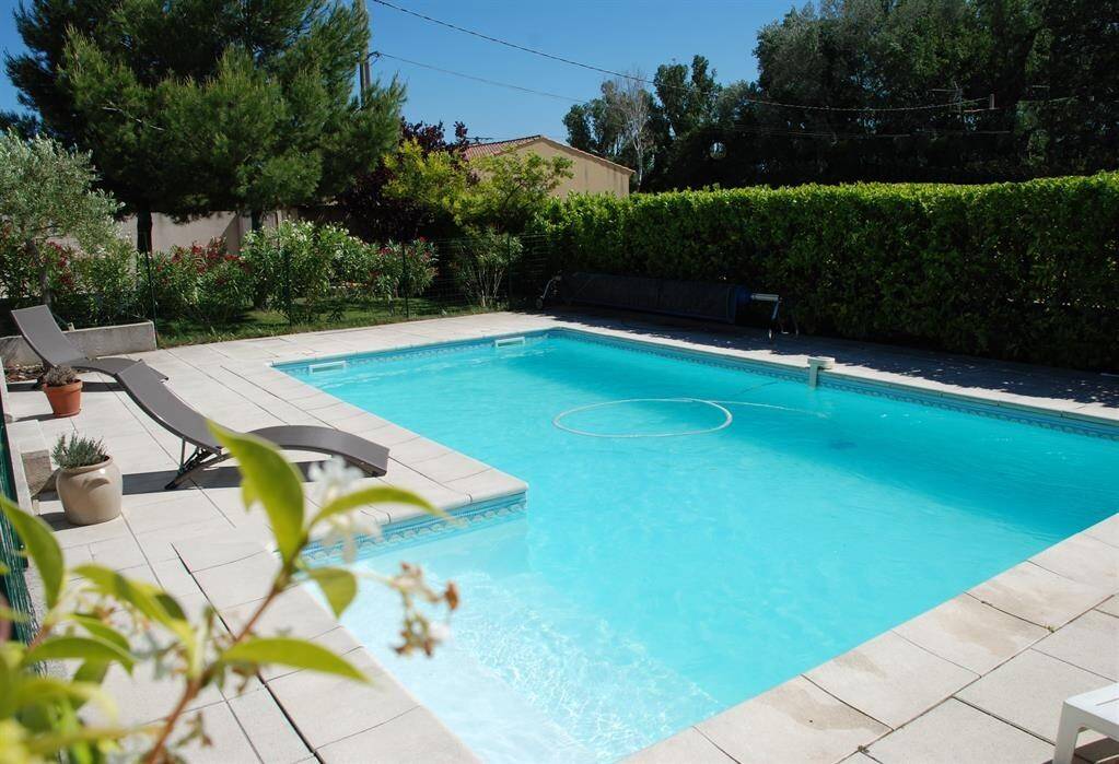 28 M² Chambre D'hôtes ∙ 1 Chambre ∙ 2 Personnes - Avignon