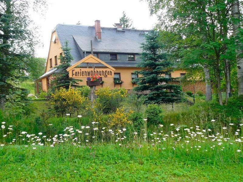 62 M² Ferienwohnung ∙ 3 Schlafzimmer ∙ 5 Gäste - Auerbach/Vogtland