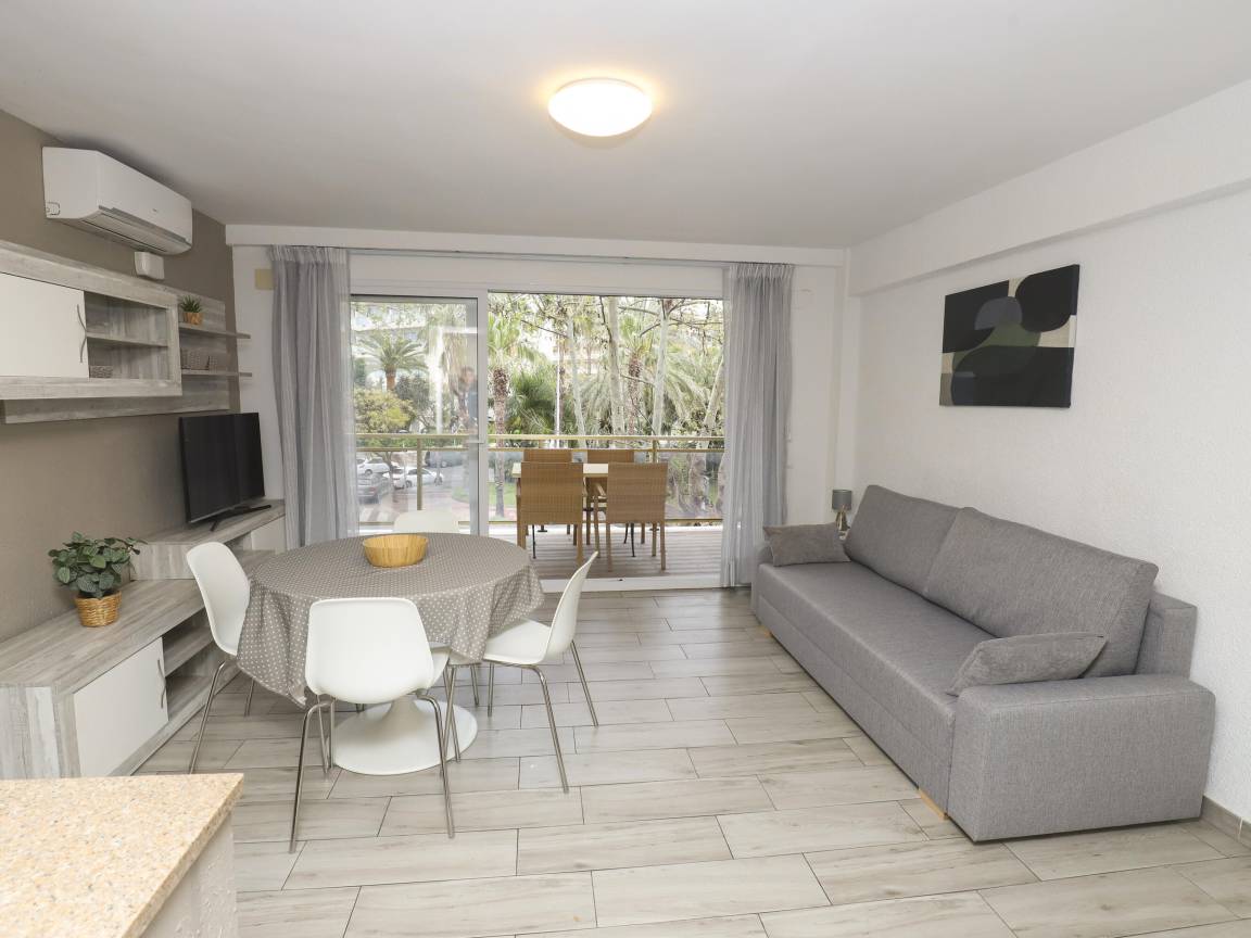 50 M² Ferienwohnung ∙ 2 Schlafzimmer ∙ 6 Gäste - Salou