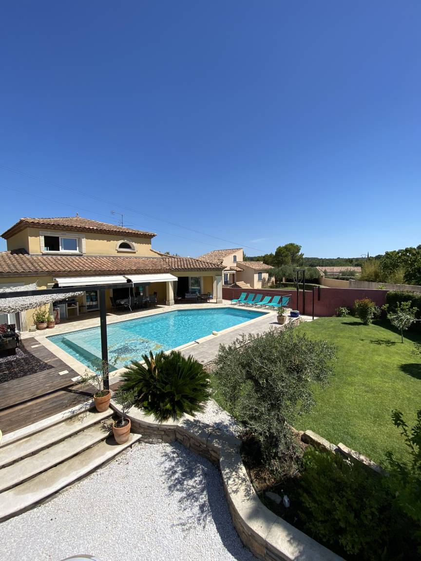 200 M² Villa ∙ 4 Chambres ∙ 8 Personnes - Lunel