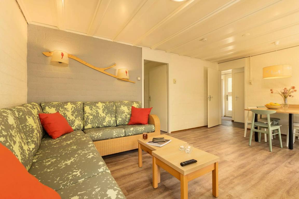 65 M² Caravan ∙ 3 Slaapkamers ∙ 5 Gasten - Venray
