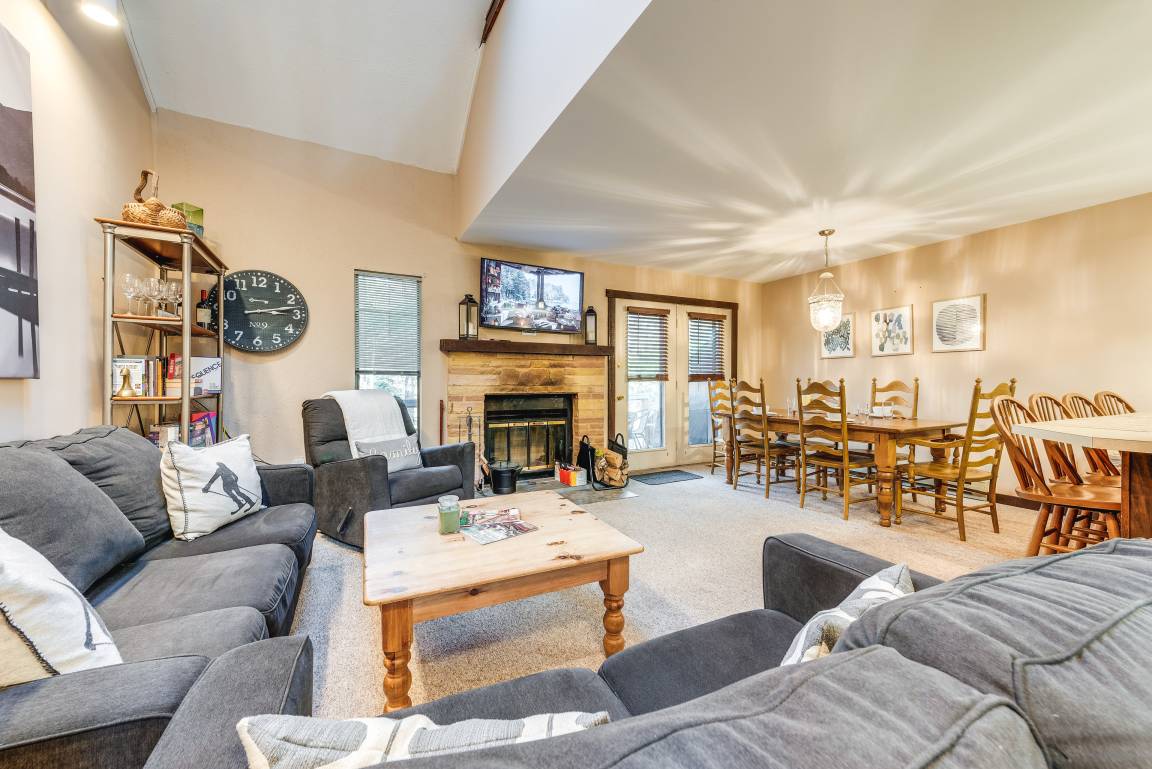 129 M² Apartment ∙ 2 Bedrooms ∙ 8 Guests - Albrightsville, PA