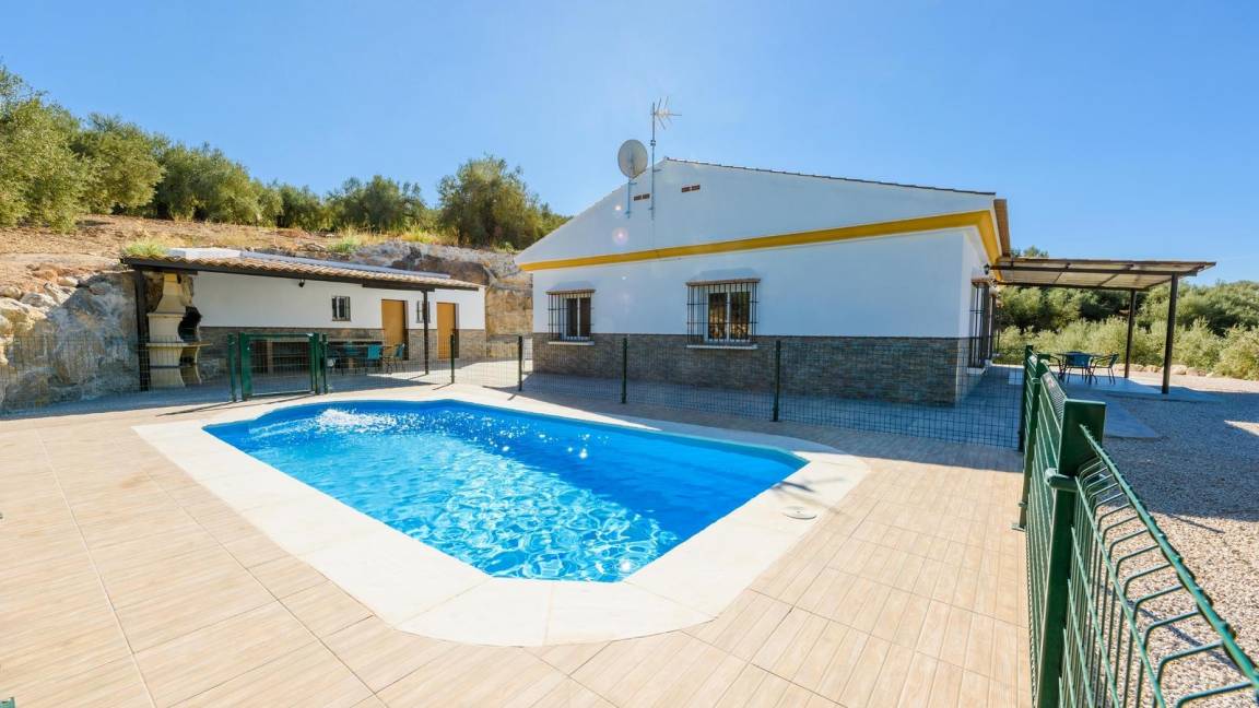 140 M² Casa ∙ 4 Habitaciones ∙ 9 Huéspedes - Colmenar