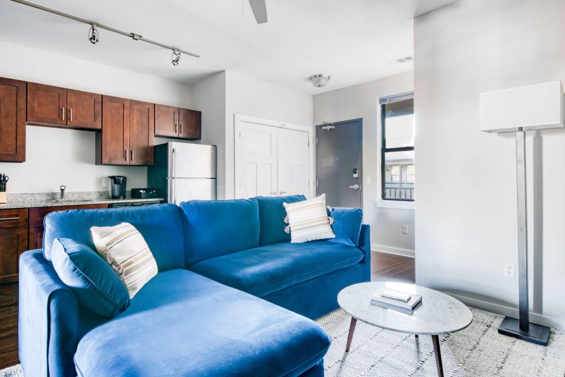 Apartment ∙ 1 Bedroom ∙ 4 Guests - Nashville, TN