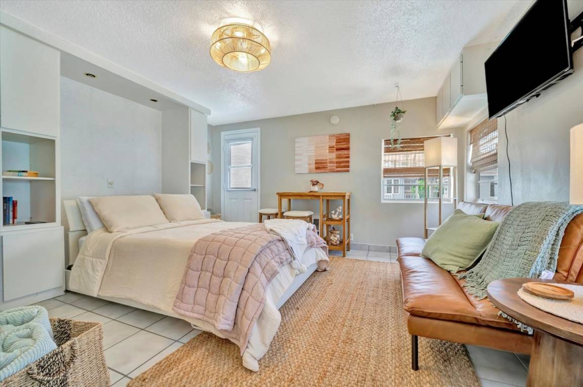 Studio Flat ∙ 3 Guests - Clearwater Beach, FL