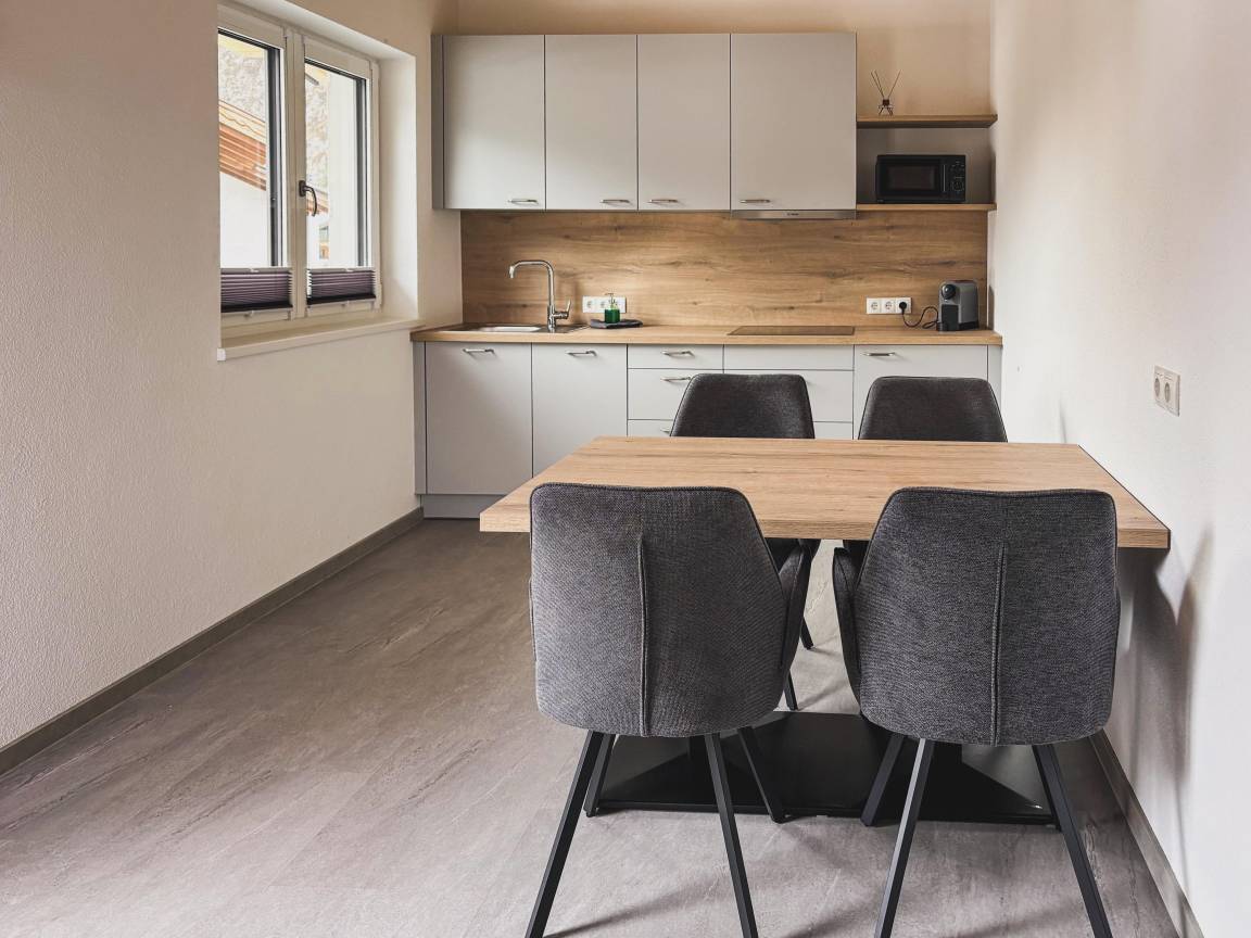 48 M² Ferienwohnung ∙ 2 Schlafzimmer ∙ 4 Gäste - Längenfeld
