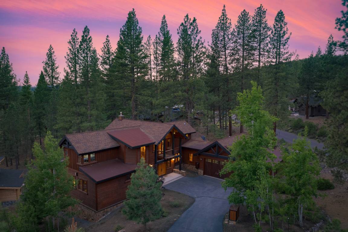 334 M² House ∙ 4 Bedrooms ∙ 12 Guests - Truckee, CA