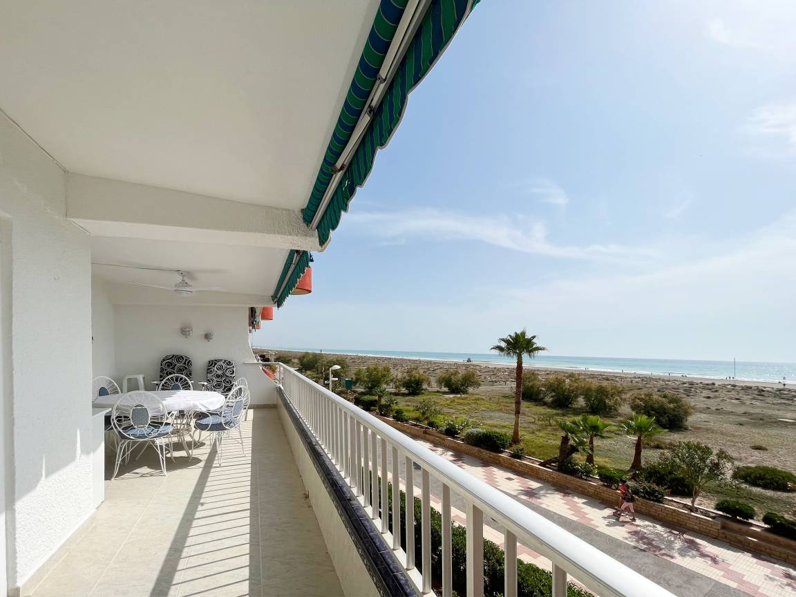 70 M² Apartamento ∙ 3 Habitaciones ∙ 6 Huéspedes - Sagunto