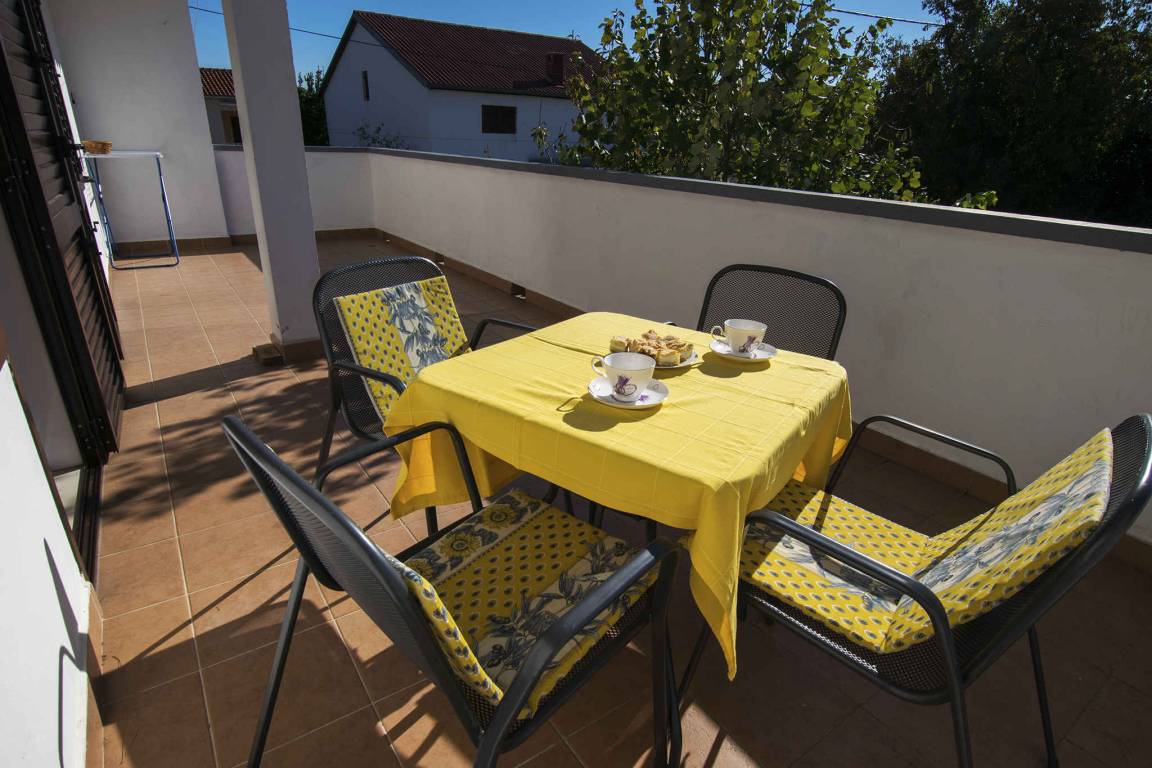 70 M² Apartment ∙ 3 Bedrooms ∙ 5 Guests - Starigrad