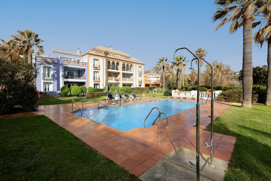 115 M² Apartamento ∙ 2 Habitaciones ∙ 5 Huéspedes - Casares