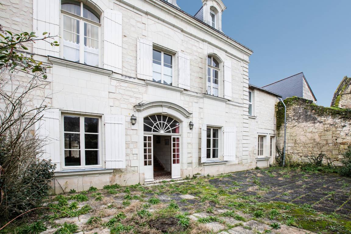 350 M² House ∙ 5 Bedrooms ∙ 13 Guests - Saumur
