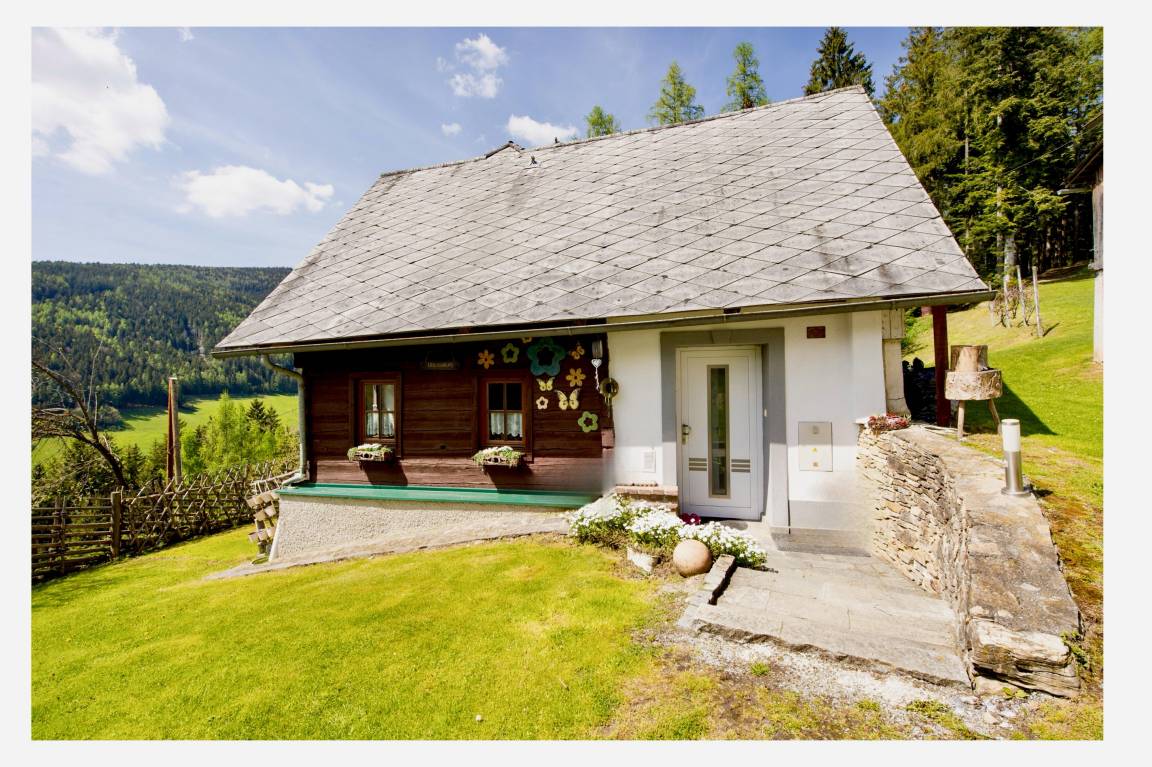 92 M² Ferienhaus ∙ 2 Schlafzimmer ∙ 4 Gäste - Teichalm