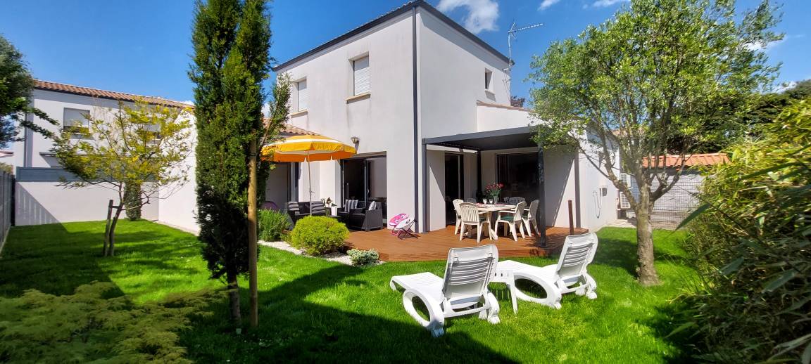 100 M² Villa ∙ 3 Chambres ∙ 5 Personnes - Saint-Georges-de-Didonne