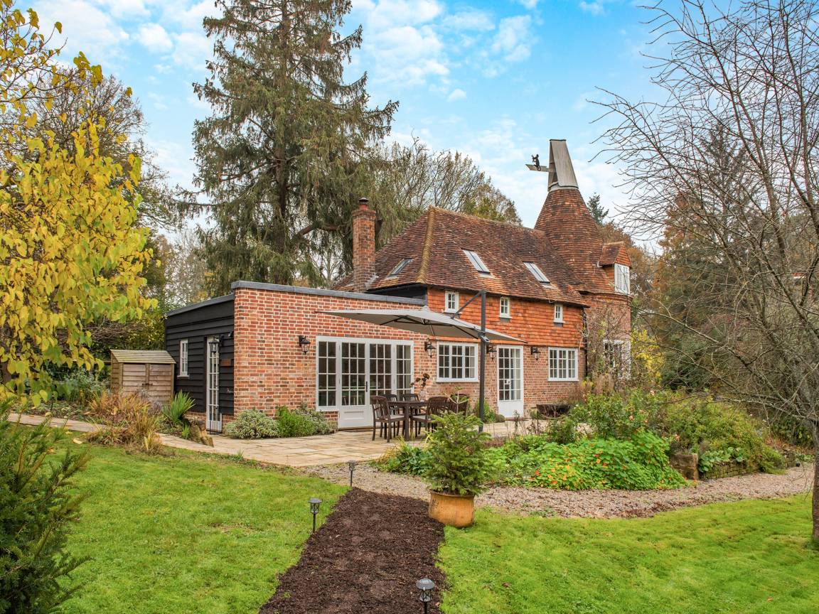 Cottage ∙ 3 Bedrooms ∙ 6 Guests - Kent