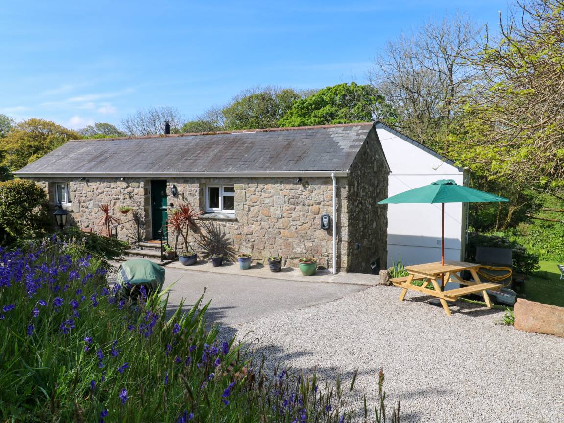 Cottage ∙ 1 Bedroom ∙ 2 Guests - Troon