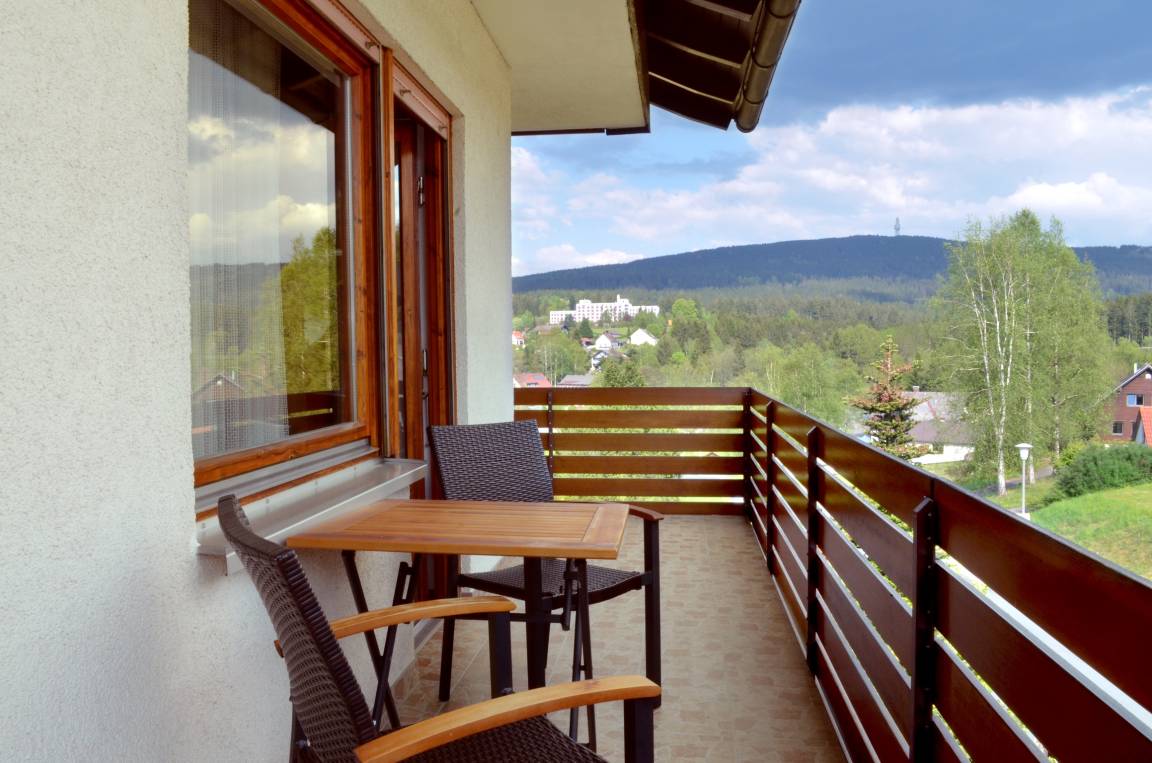 56 M² Ferienwohnung ∙ 1 Schlafzimmer ∙ 2 Gäste - Warmensteinach