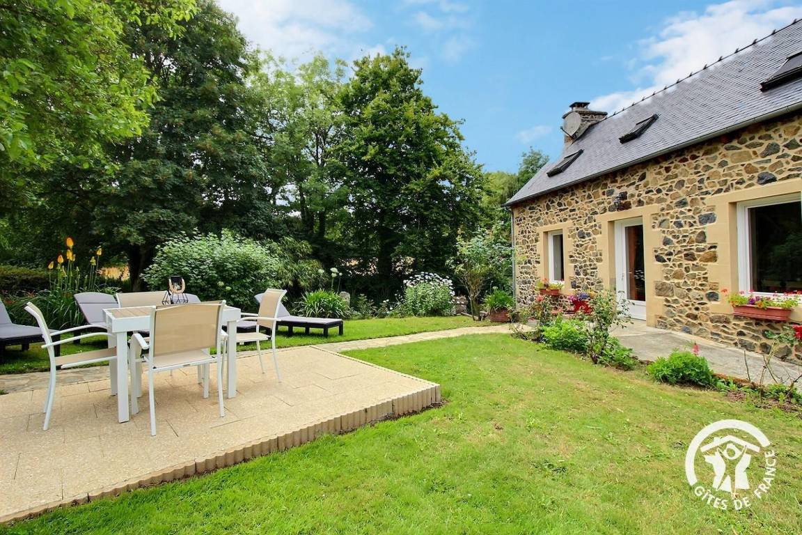 65 M² Gîte ∙ 2 Chambres ∙ 4 Personnes - Binic