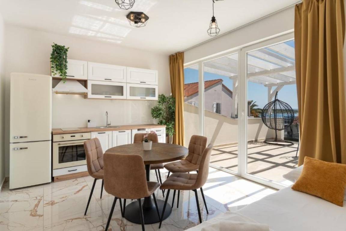 80 M² Appartamento Vacanza ∙ 2 Camere Da Letto ∙ 5 Ospiti - Stara Novalja